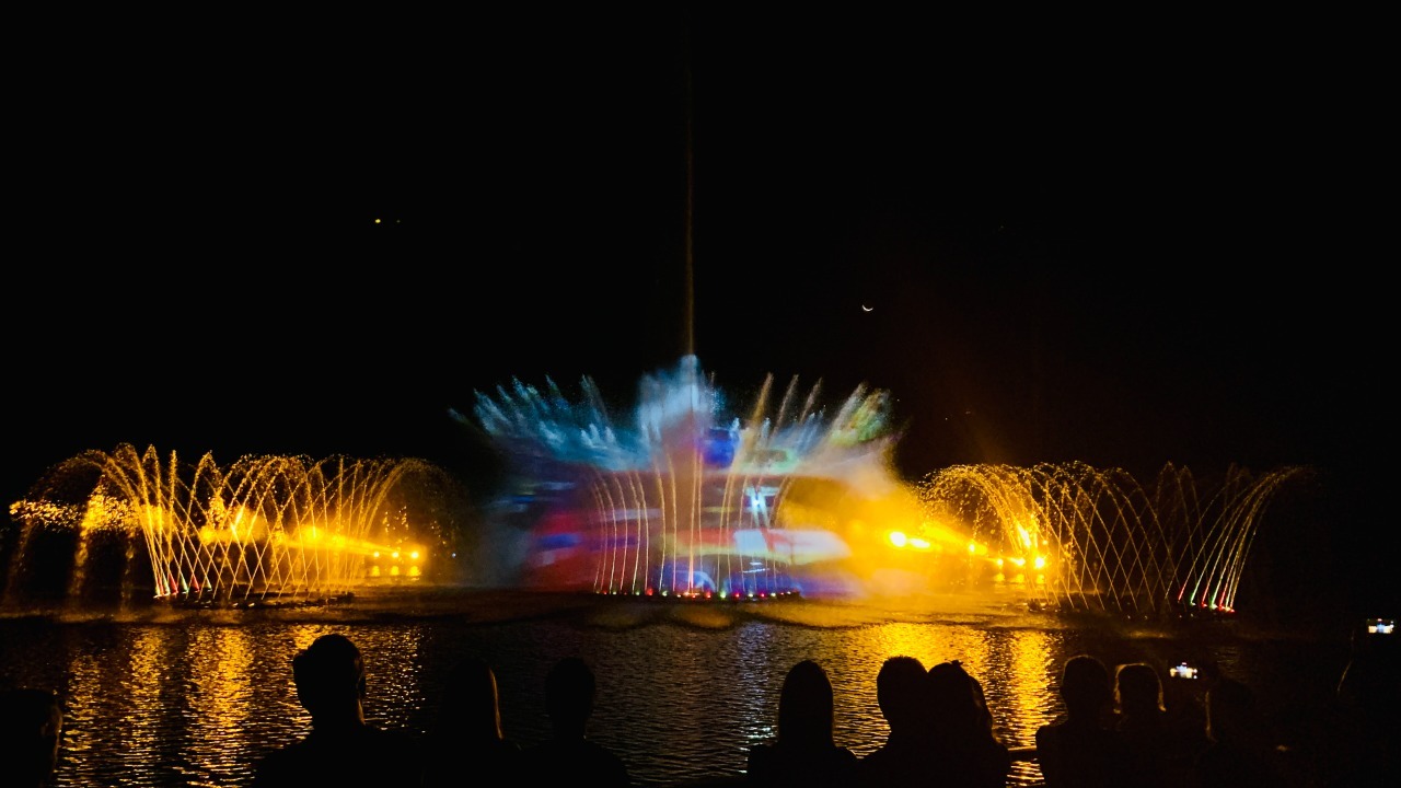 Wonder Water Show completa noite de atrativos de Foz do Iguaçu, diz ...